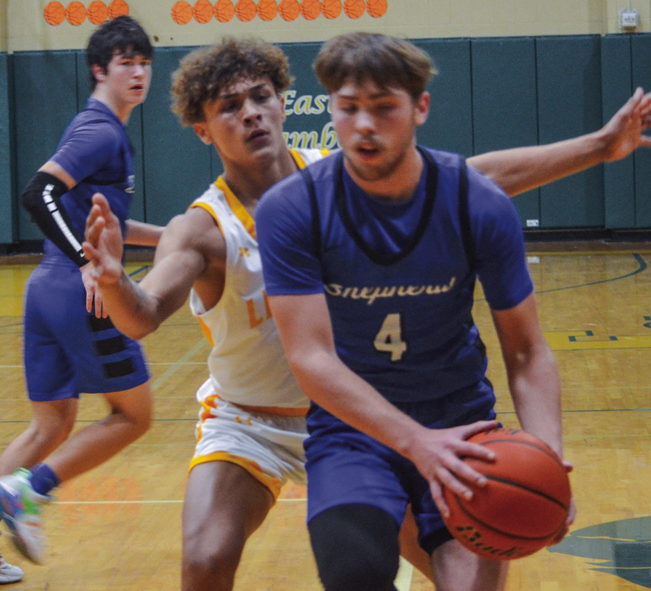 Flowers scores 25 in 58-56 comeback victory over Shepherd | Liberty ...