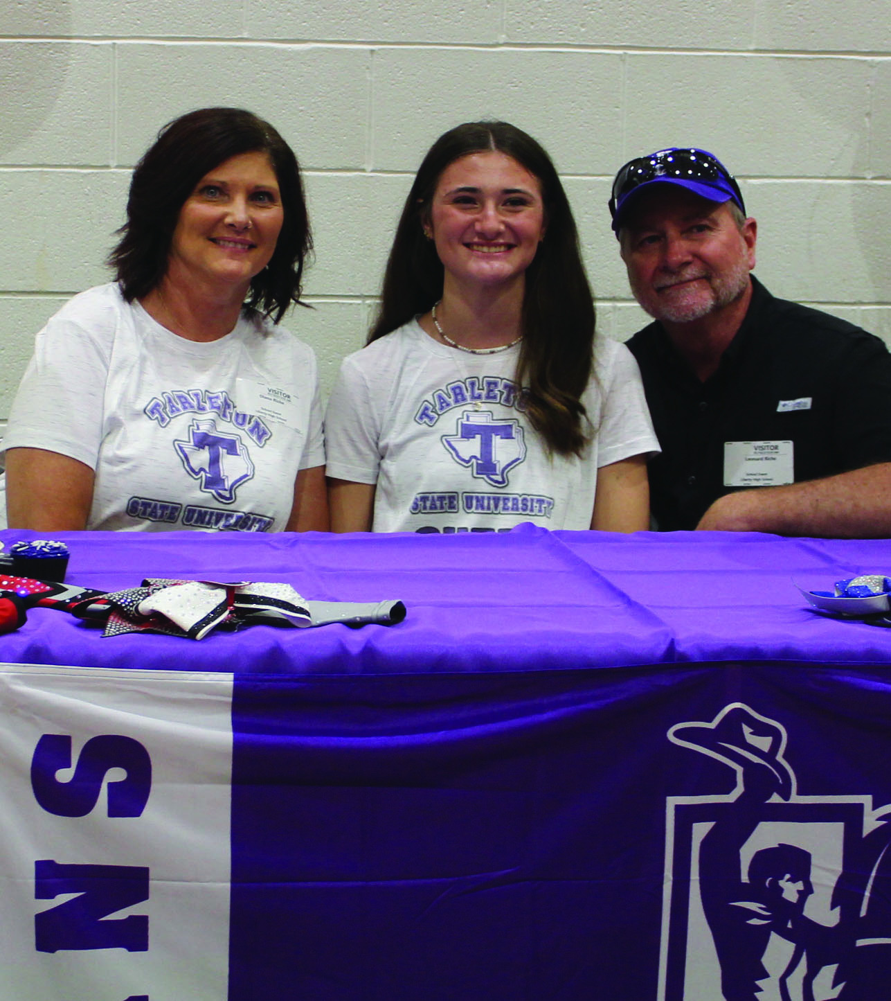 LHS cheerleaders headed to collegiate level | Liberty Vindicator