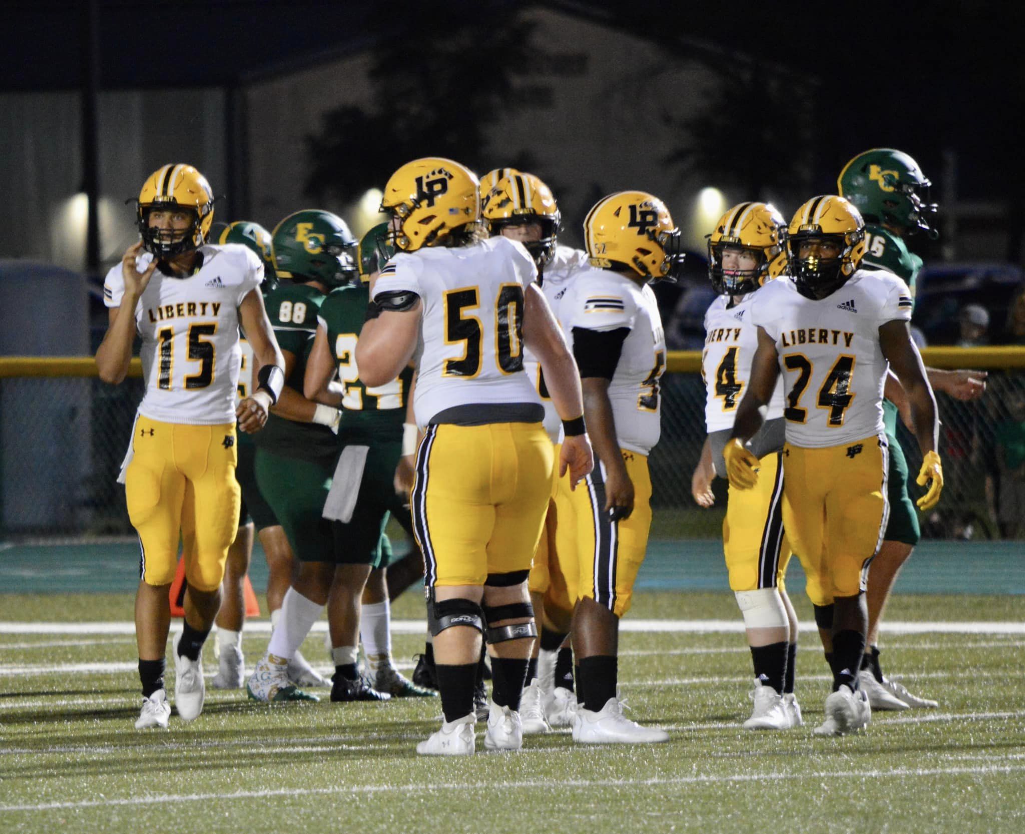 Panthers take one on the chin in 27-20 lost to East Chambers | Liberty ...