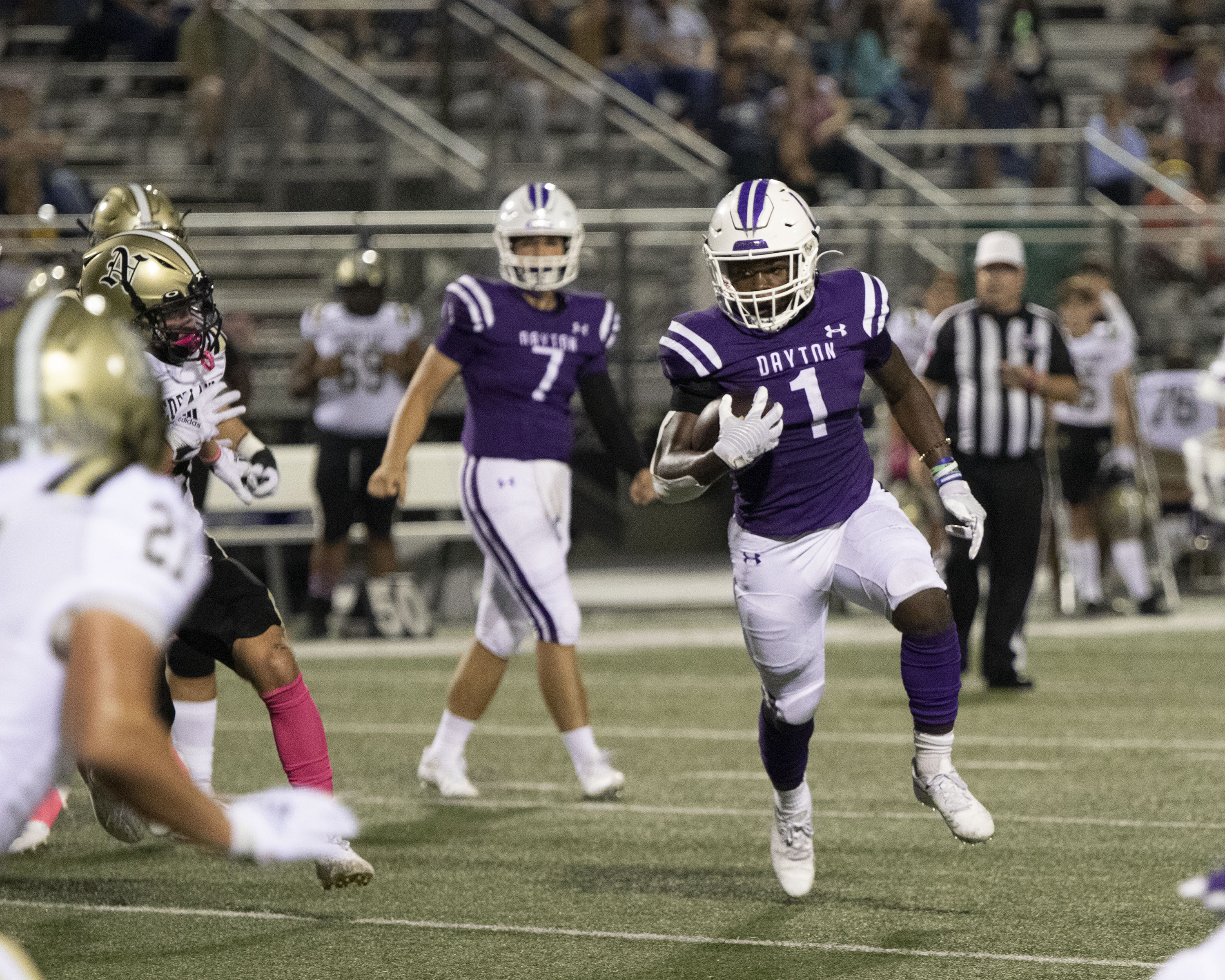 Dayton turnovers costly in loss to Nederland | Liberty Vindicator