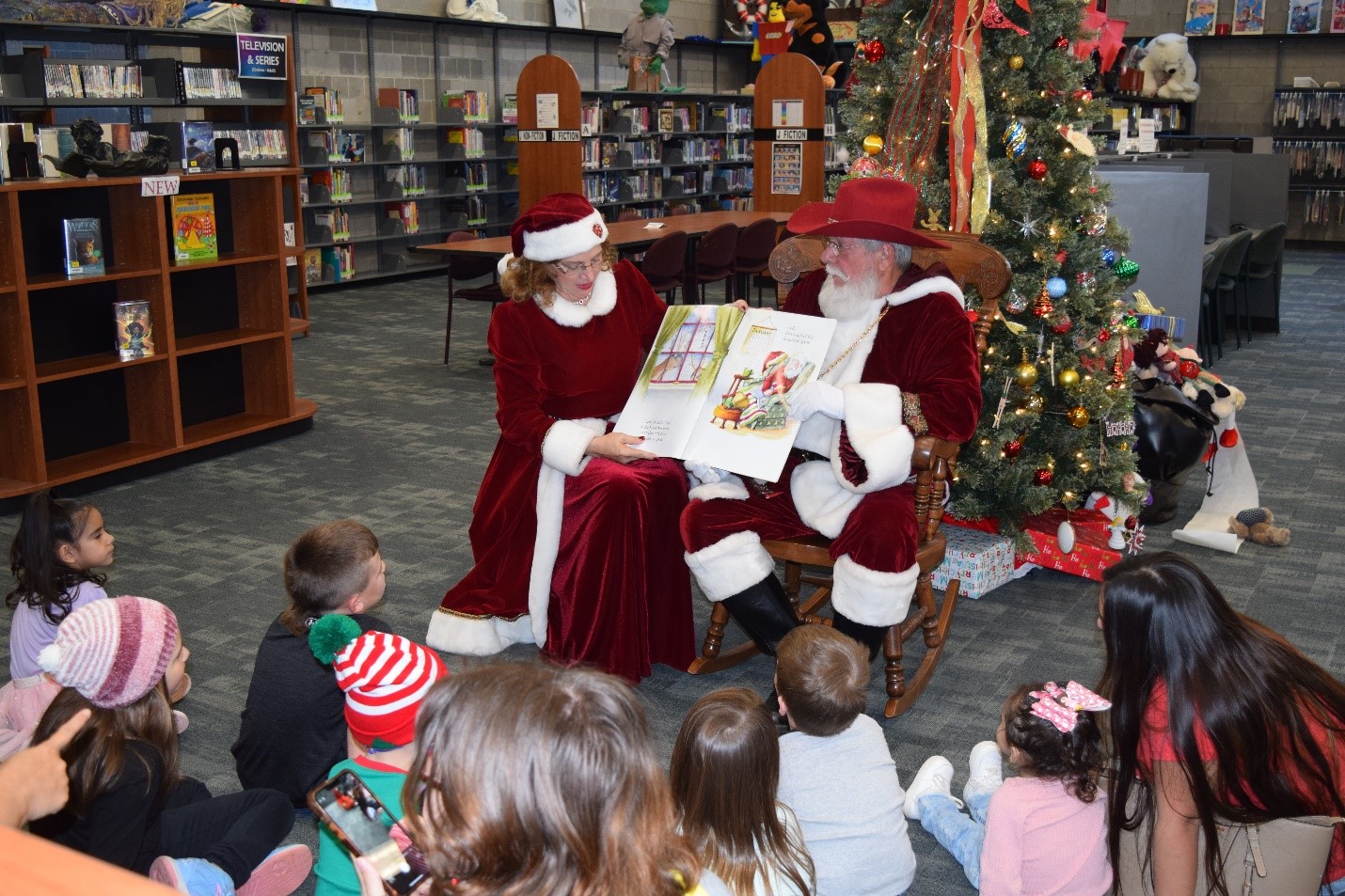 Santa Party at Liberty Municipal Library | Liberty Vindicator
