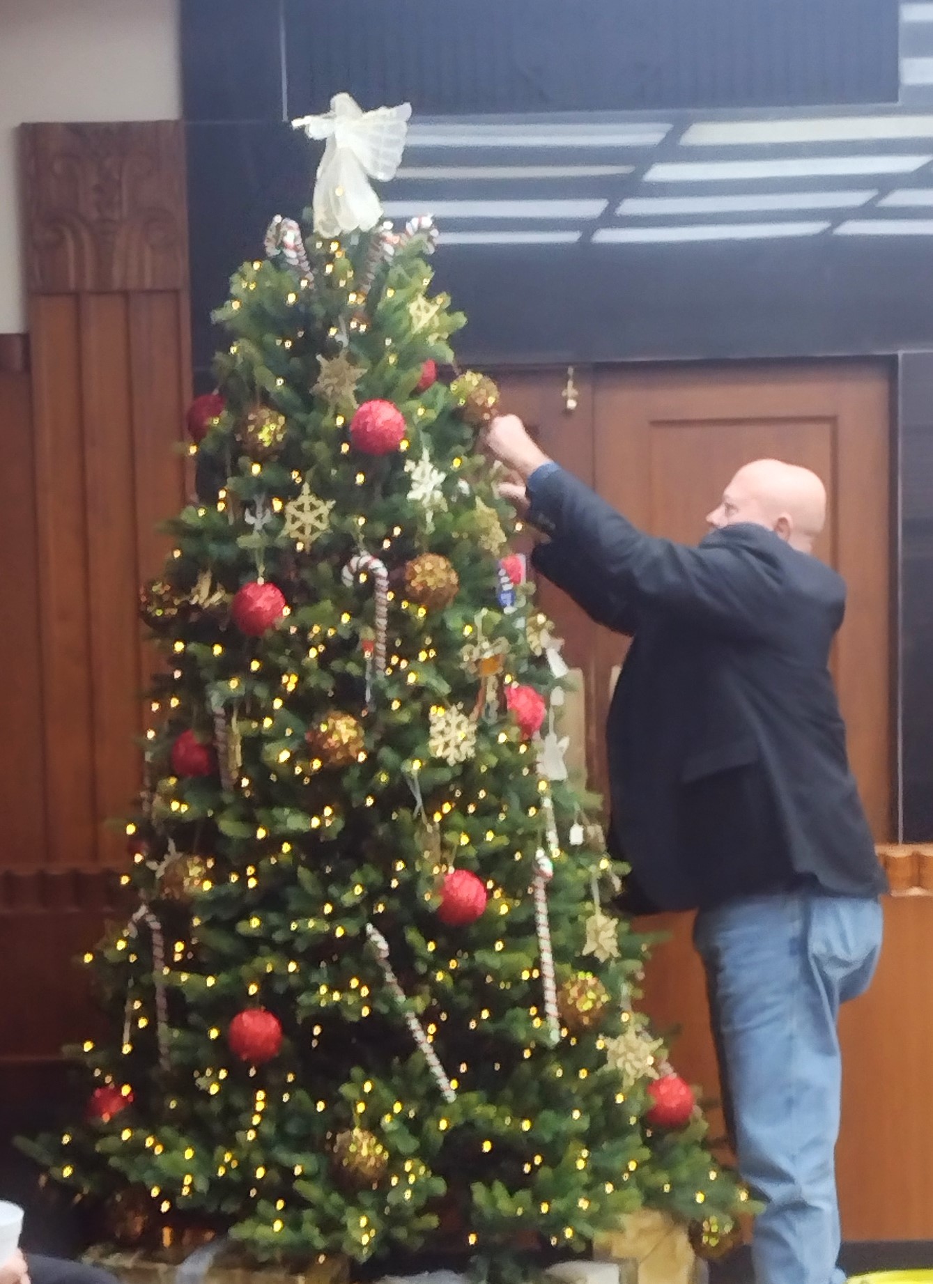 Tree of Angels Remembers Crime Victims | Liberty Vindicator